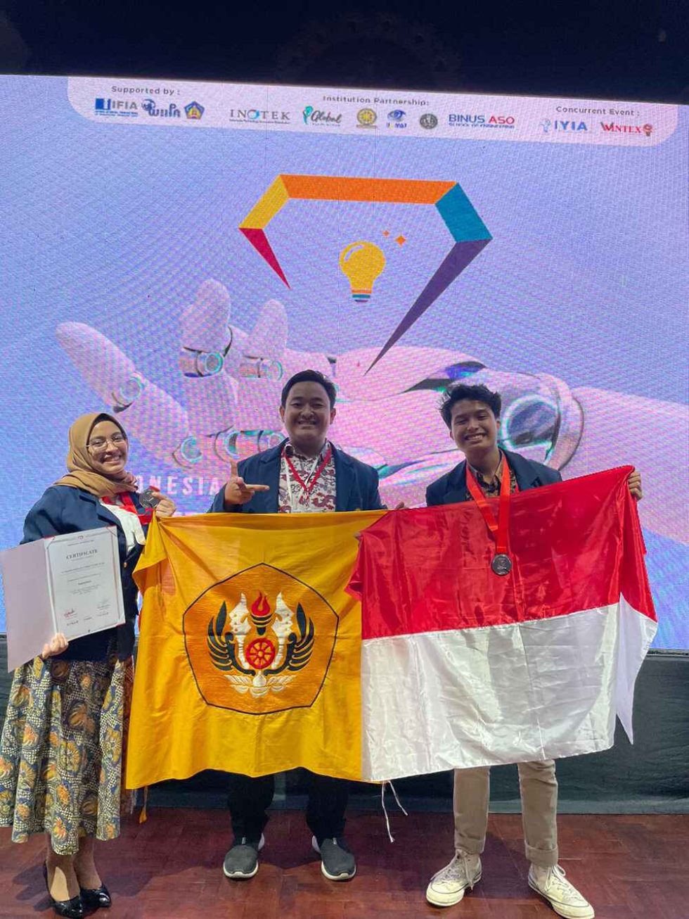Prestasi Gemilang Mahasiswa FK Unpad di Indonesia Inventors Day(IID) 2023 | FK UNPAD - Official Site